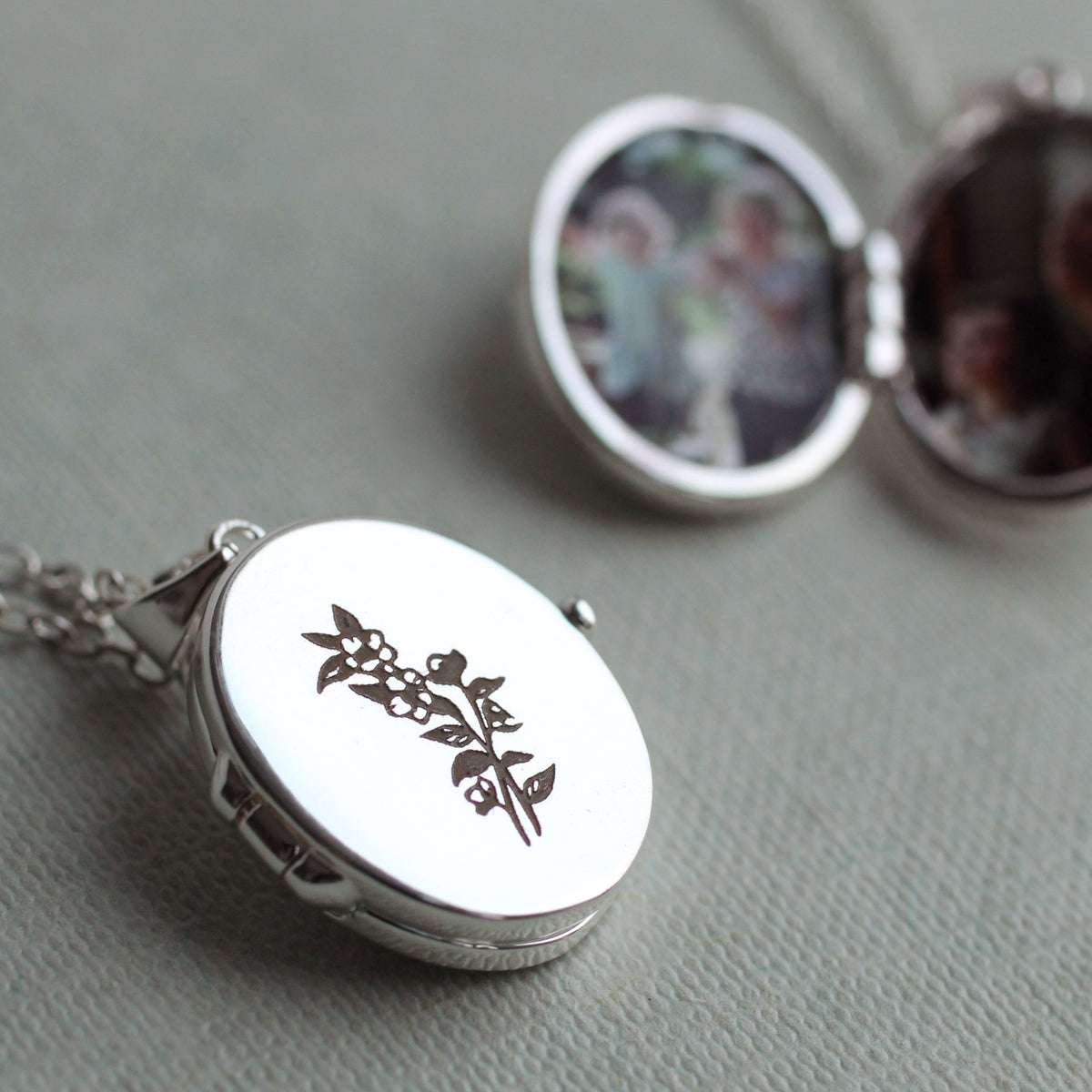 Silver Oval Locket Necklace – Silk Purse, Sow's Ear